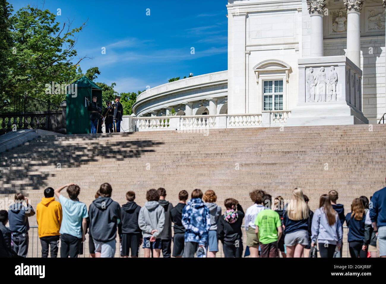 Sentinels from the 3d U.S. Infantry Regiment (The Old Guard) stand ...