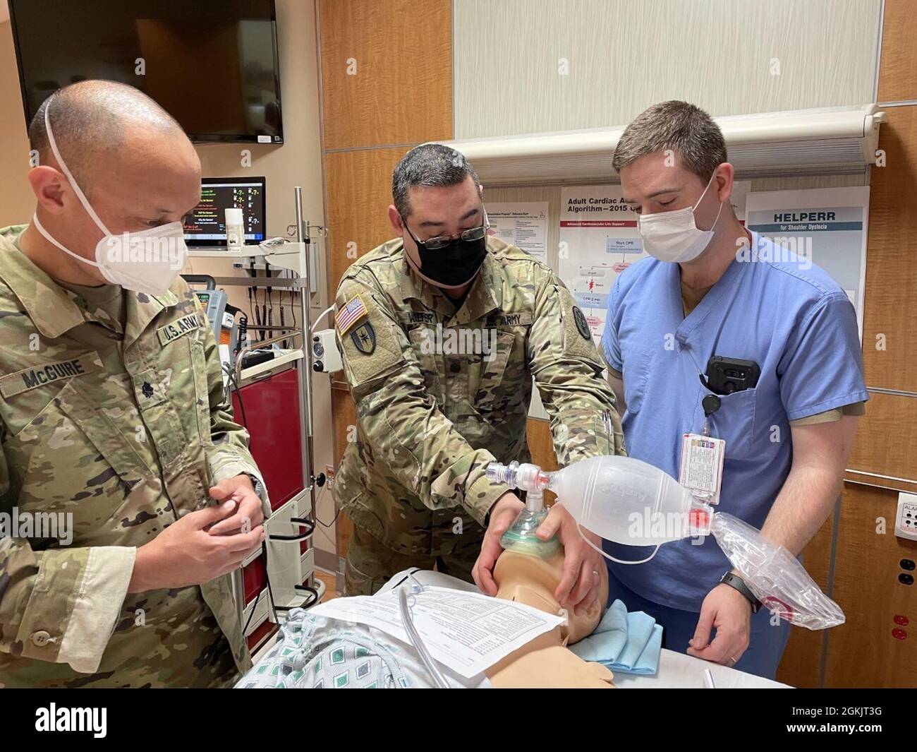Brooke Army Medical Center's Pulmonary and Critical Care Medicine Chief ...