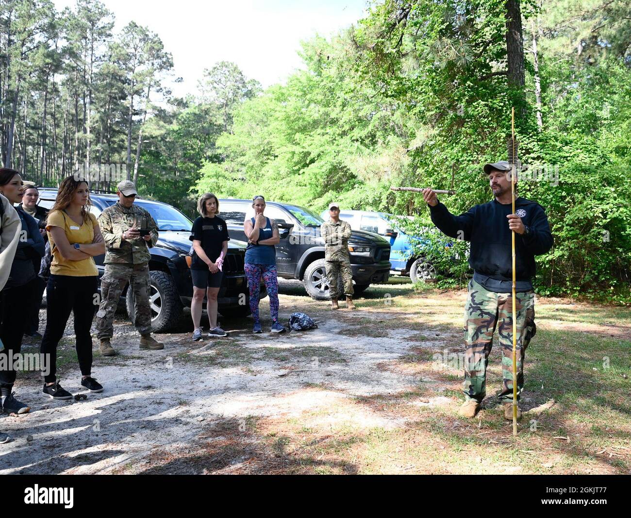 A survival instructor from the U.S. Army John F. Kennedy Special ...