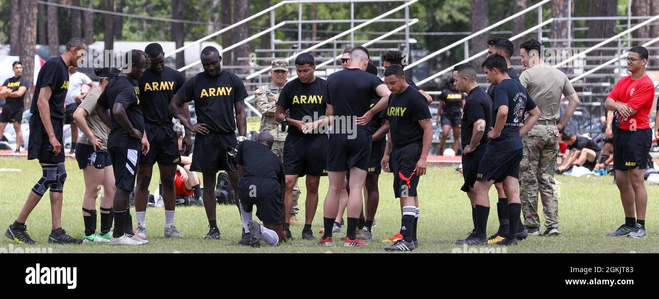 Soldiers with Alpha Company, 703rd Brigade Support Battalion, 2nd ...