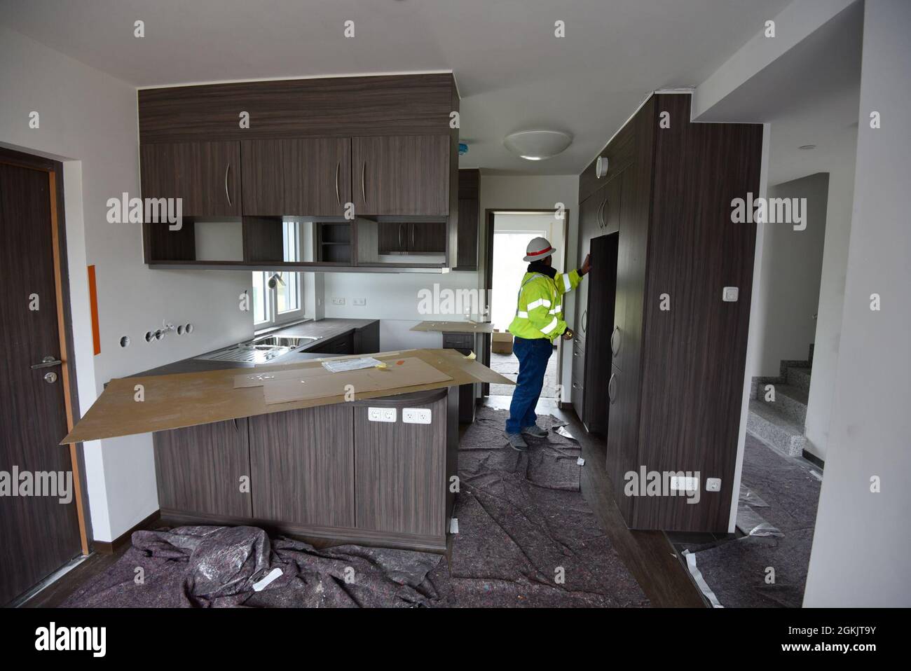 Barracks kitchen hi-res stock photography and images - Alamy