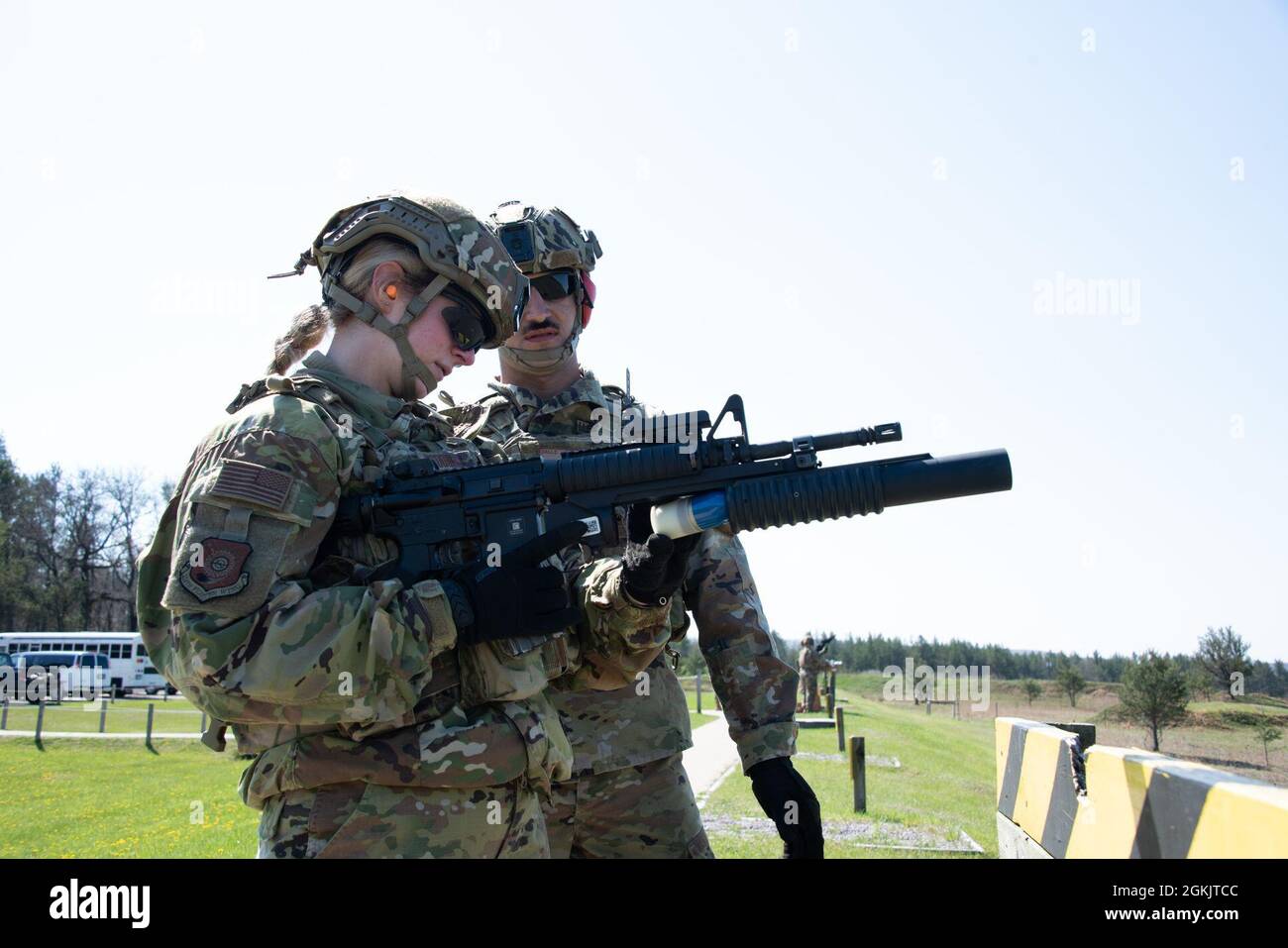 Members of the 114th Security Forces Squadron with South Dakota Air National Guard conduct ...