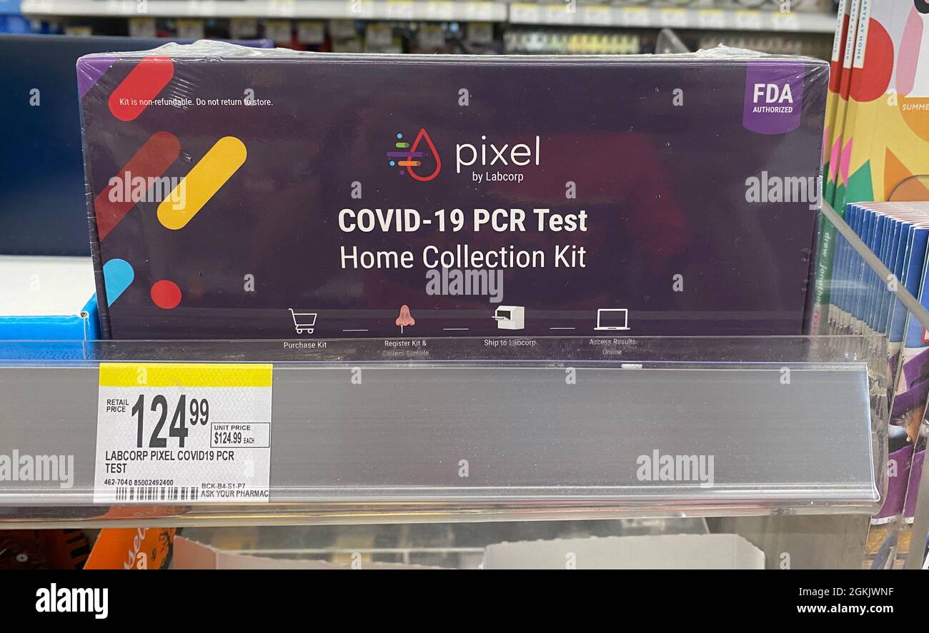 Walgreens checkout hi-res stock photography and images - Alamy