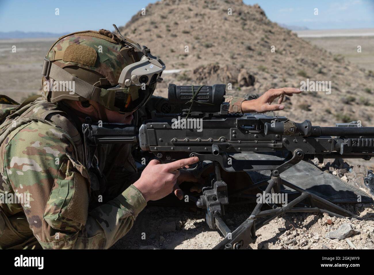 Paratroopers from the 82nd Airborne Division, 1st Battalion 508th ...