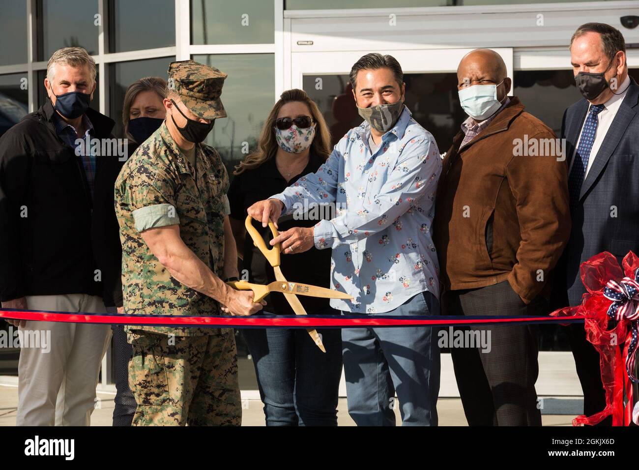 Col. Charles B. Dockery, the commanding officer of Marine Corps Air ...