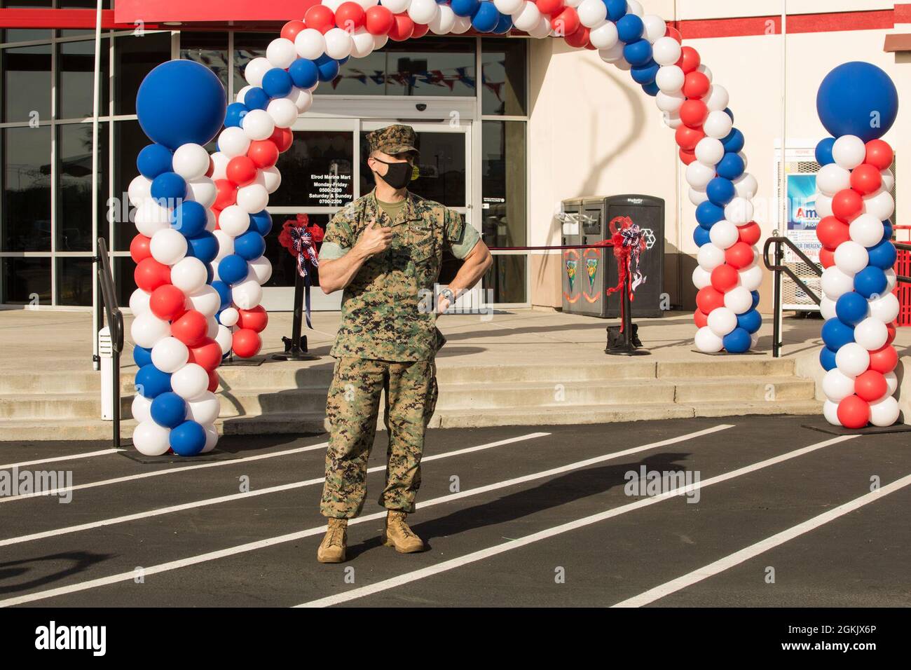 Col. Charles B. Dockery, the commanding officer of Marine Corps Air ...