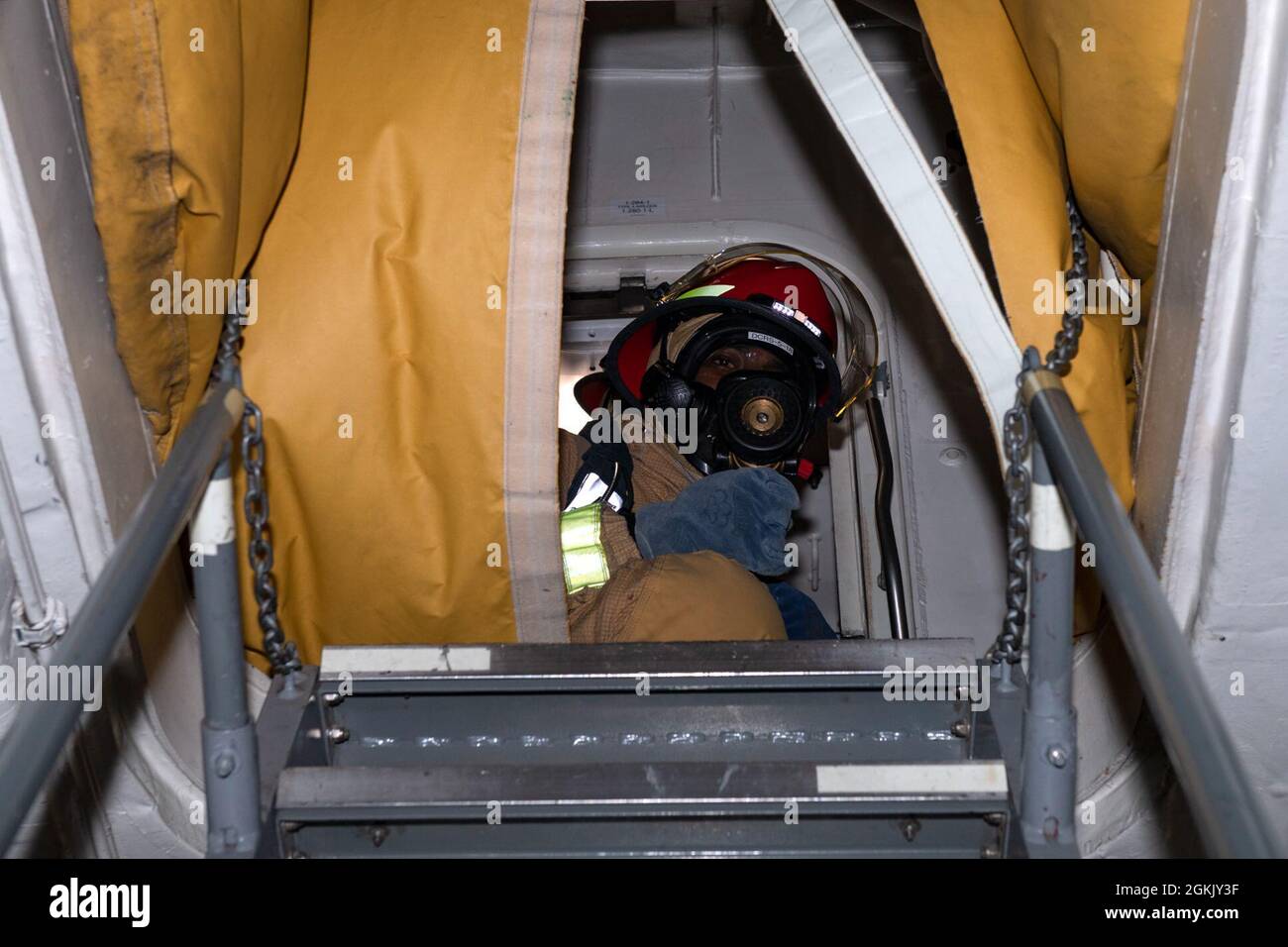 Engine room fire drill hi-res stock photography and images - Alamy
