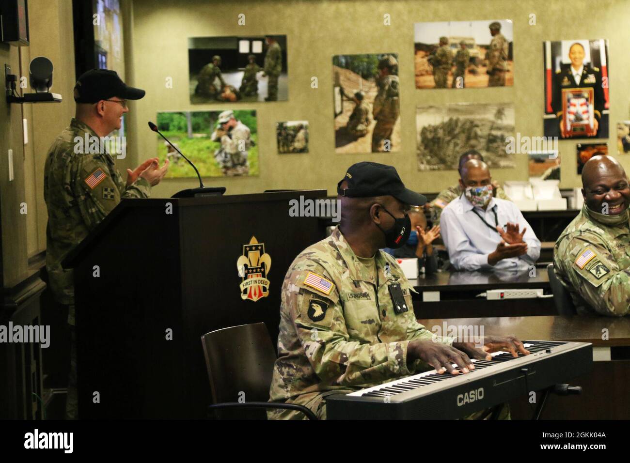 First army deputy command chaplain hi-res stock photography and images ...