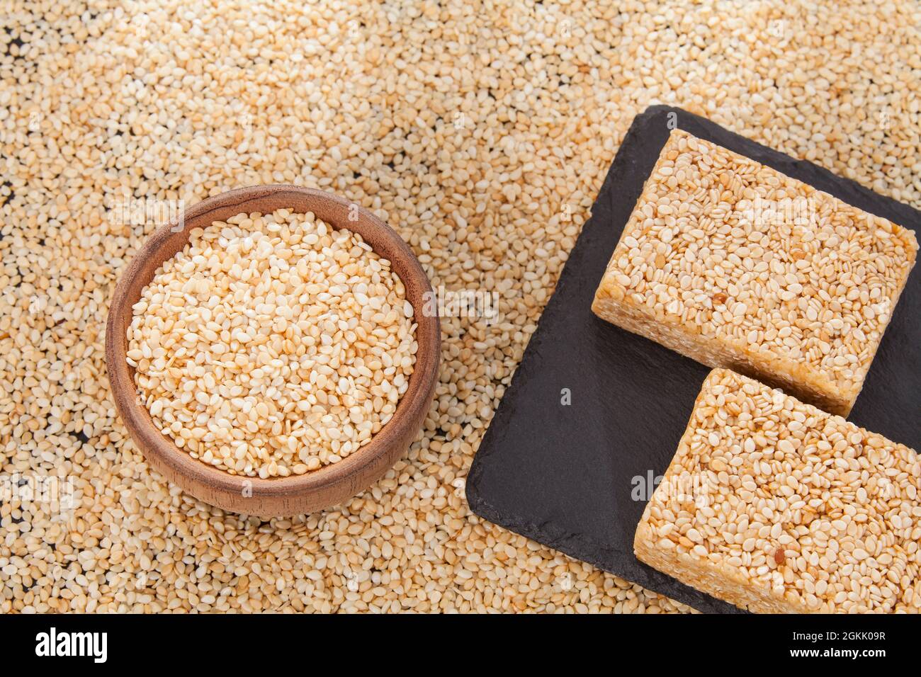 Edible Seeds Of Organic Sesame - Sesamum Indicum Stock Photo - Alamy