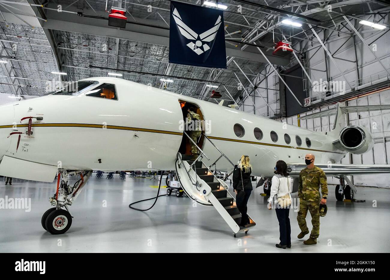 Dover Air Force Base honorary commanders tour a C-37B from the 99th ...