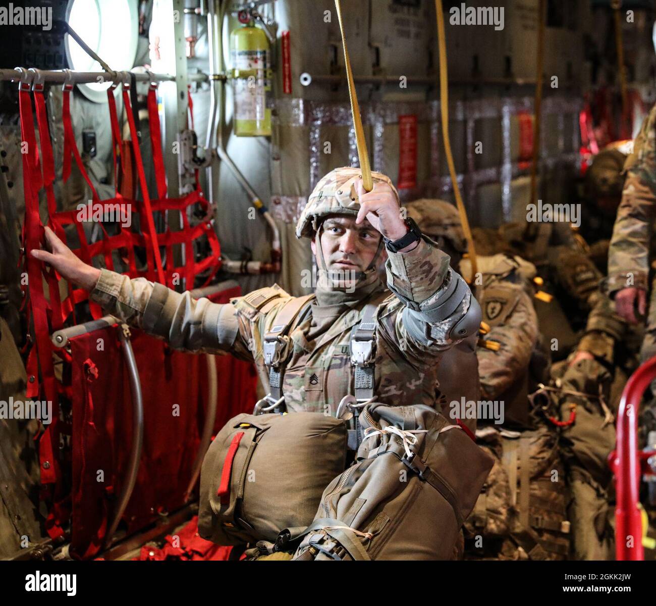 U.S. Army paratroopers assigned to Alaska's 4th Infantry Brigade Combat ...