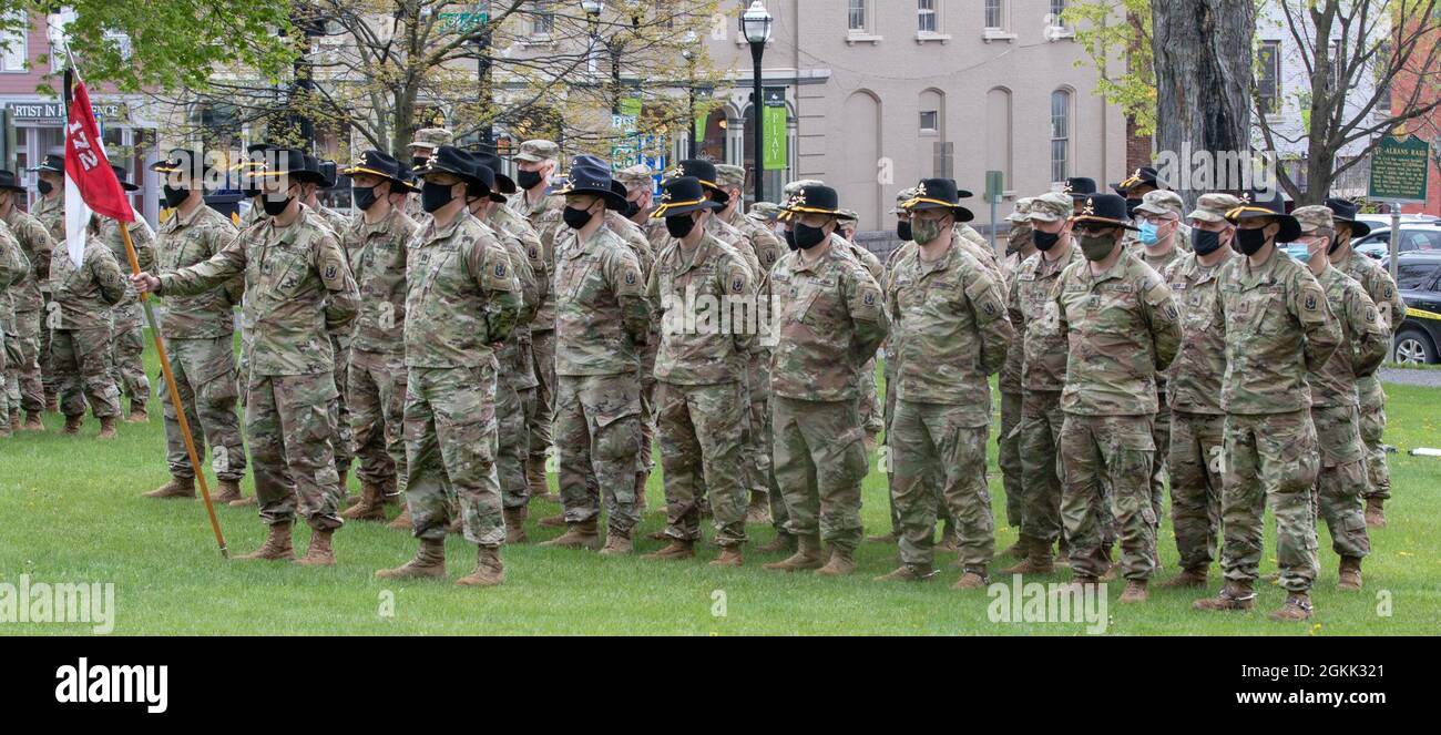 U.S. Soldiers with the 1st Squadron, 172nd Cavalry Regiment, 86th ...