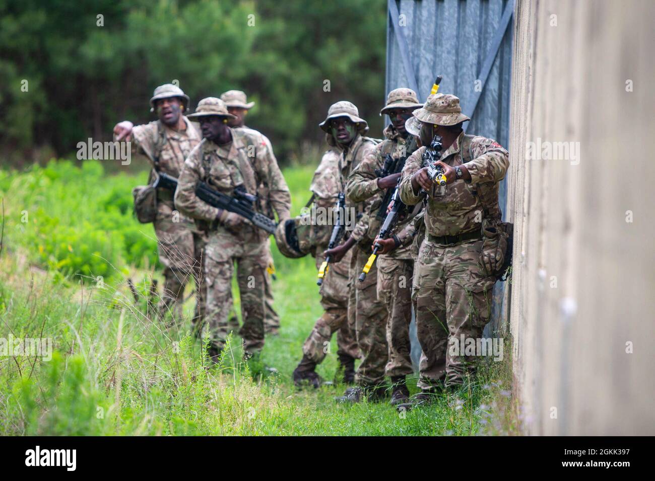 Royal Bermuda Soldiers conduct Military Operations on Urban Terrain ...