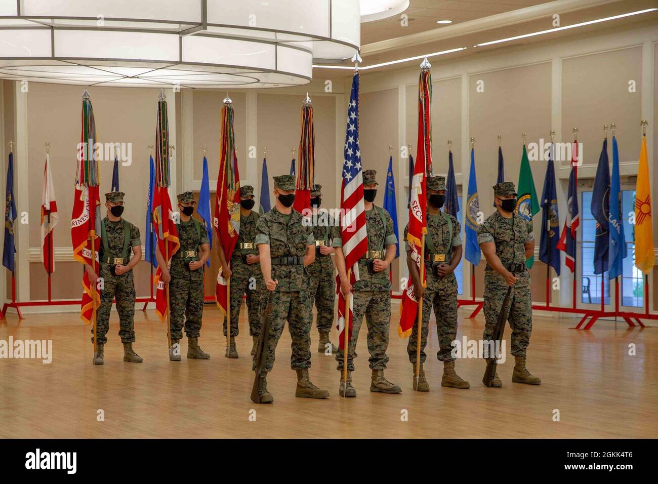 U s marines color guard stand hi-res stock photography and images - Alamy