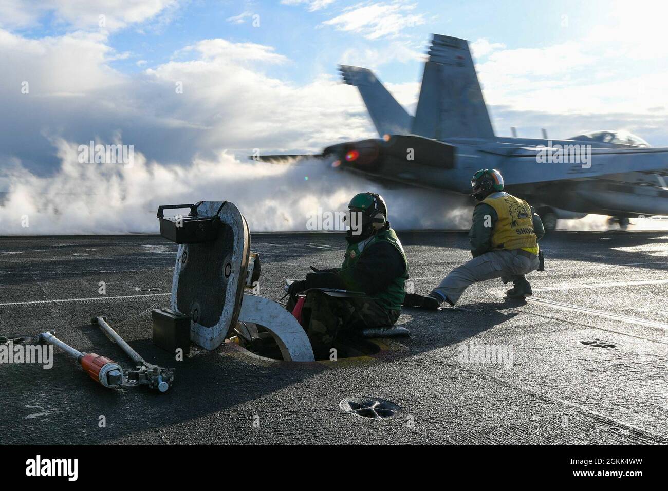An EA-18G Growler, assigned to the “Gray Wolves” of Electronic Attack ...