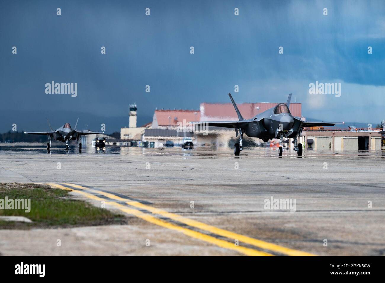 355th fighter squadron hi-res stock photography and images - Alamy