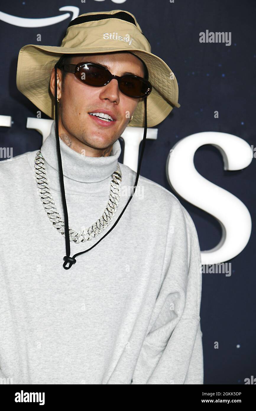 Primes twin hi-res stock photography and images - Alamy