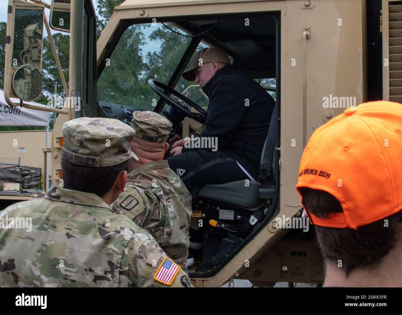 The North Carolina Army National Guard Recruiting & Retention Battalion ...