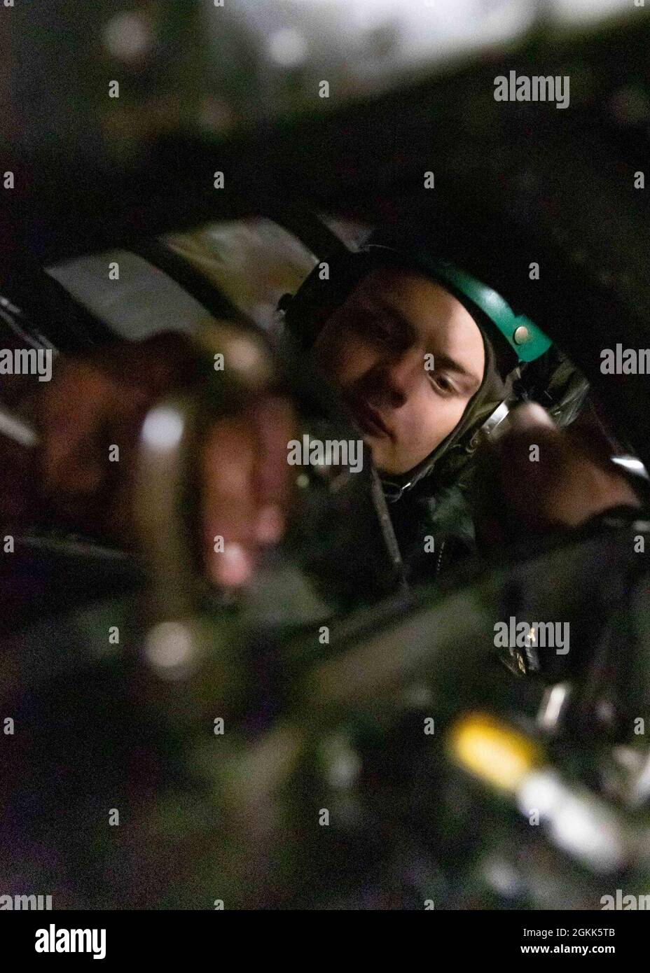 210512-N-AZ467-1081 NORTH SEA (May 12, 2021) Lance Cpl. Gabriel Faler ...