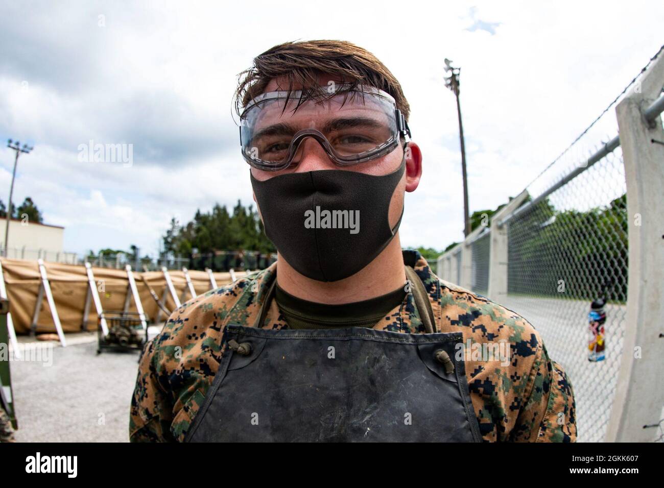 Petroleum lab specialist hi-res stock photography and images - Alamy