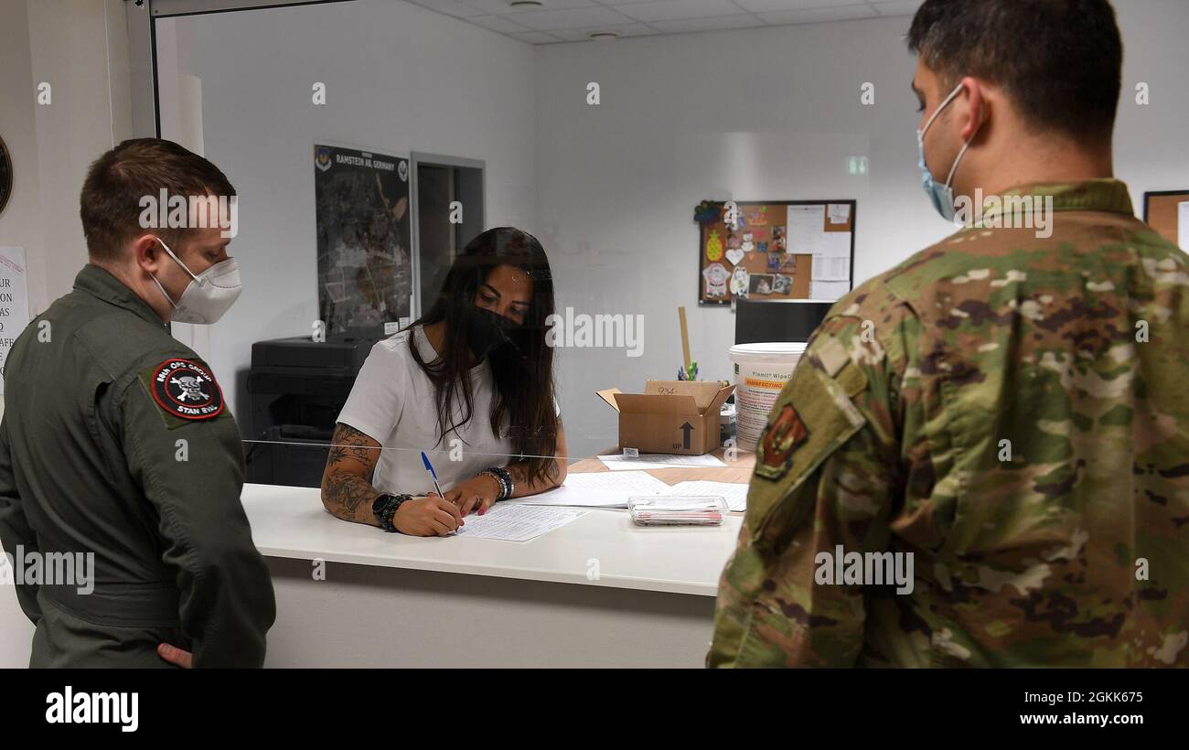Member ramstein air base germany hi-res stock photography and images ...