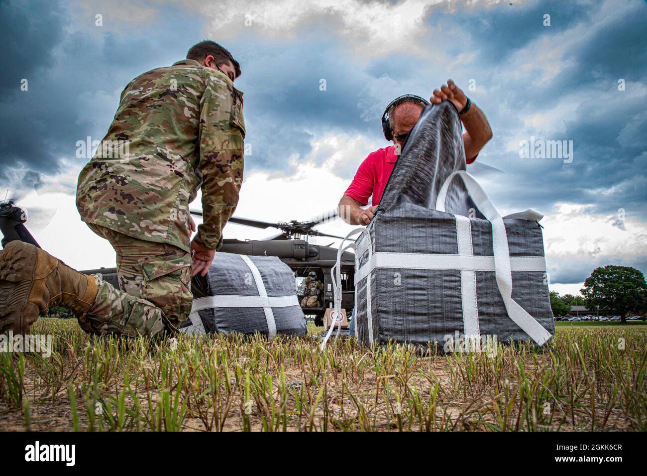 Us army materiel command hi-res stock photography and images - Alamy