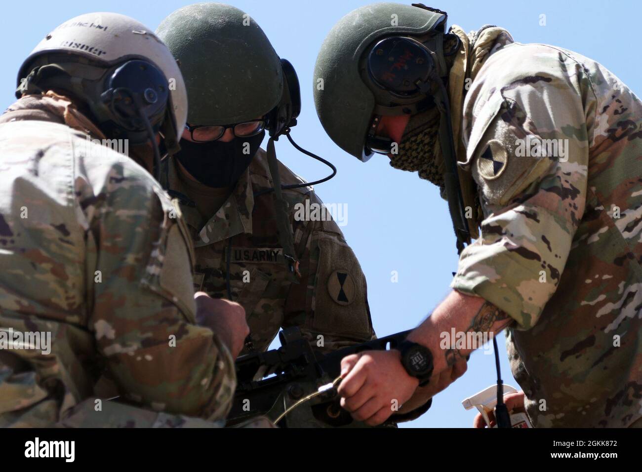 Soldiers assigned to 3rd Battalion, 161st Infantry Regiment ...
