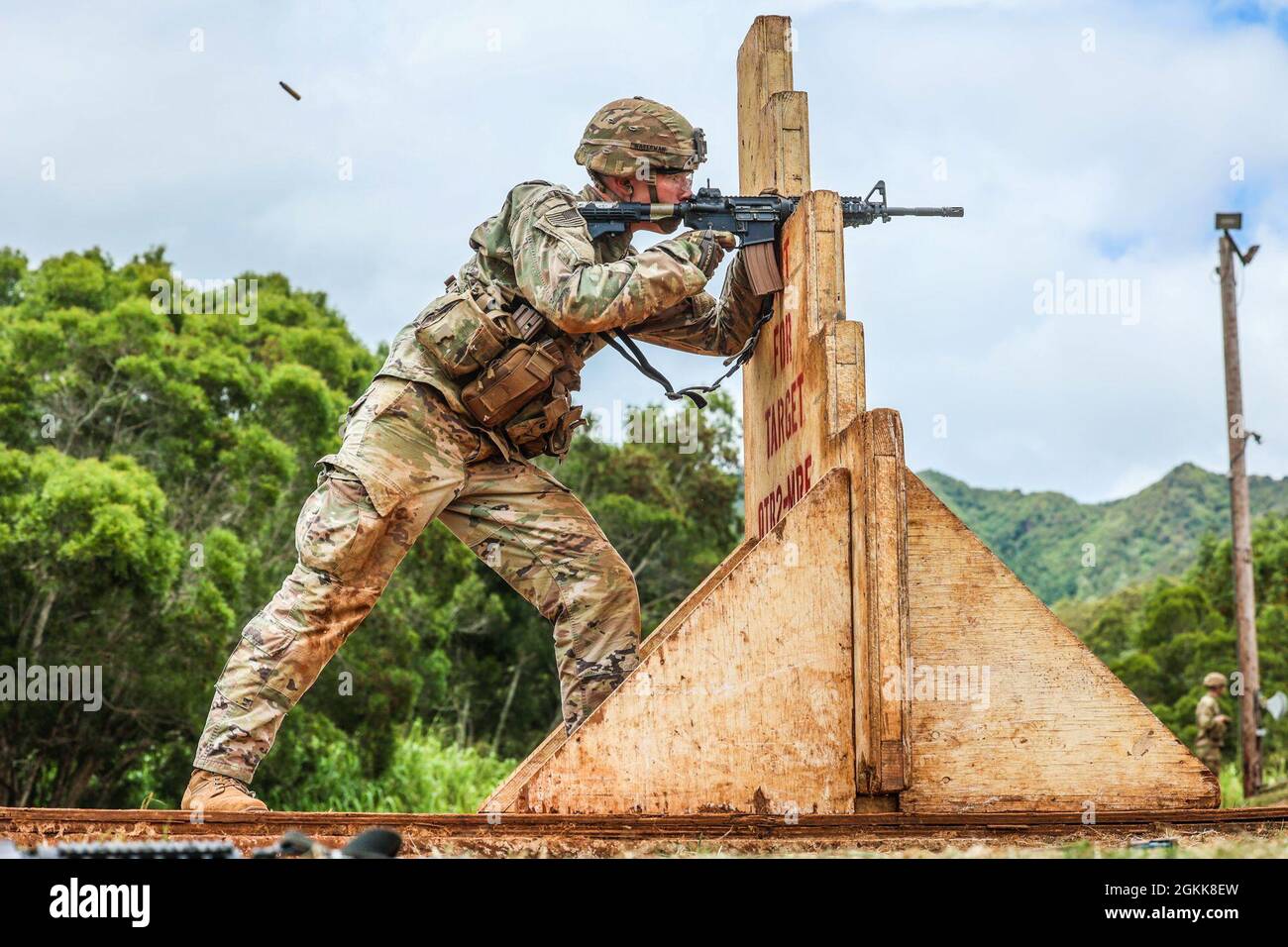 Schofield Barracks, HI — Soldiers assigned to 25th Infantry Division ...