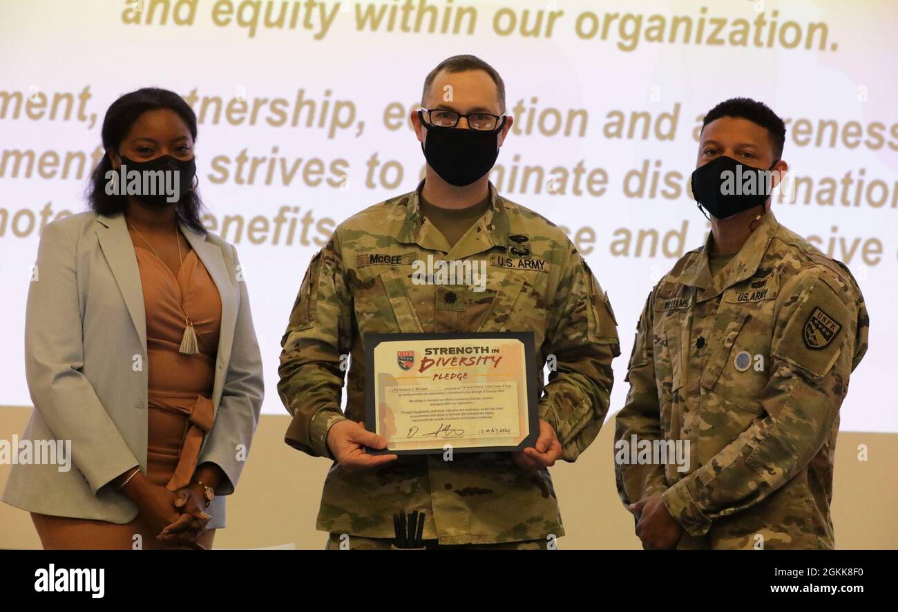 U.S. Army Corps of Engineers Stock Photo - Alamy