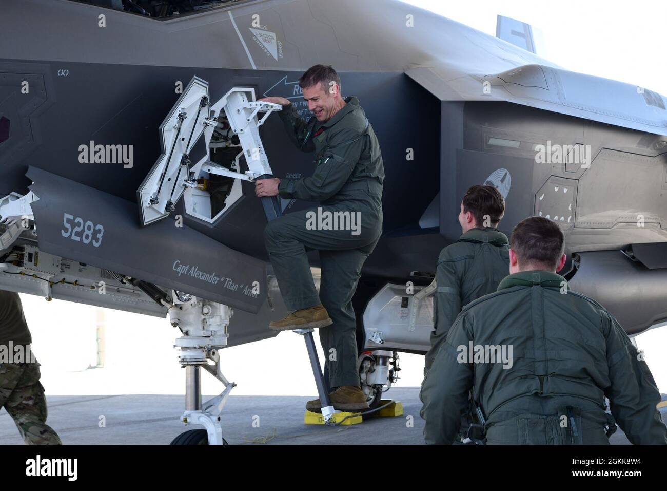 Col. Sean Carpenter, 926th Wing commander, takes his final flight as ...