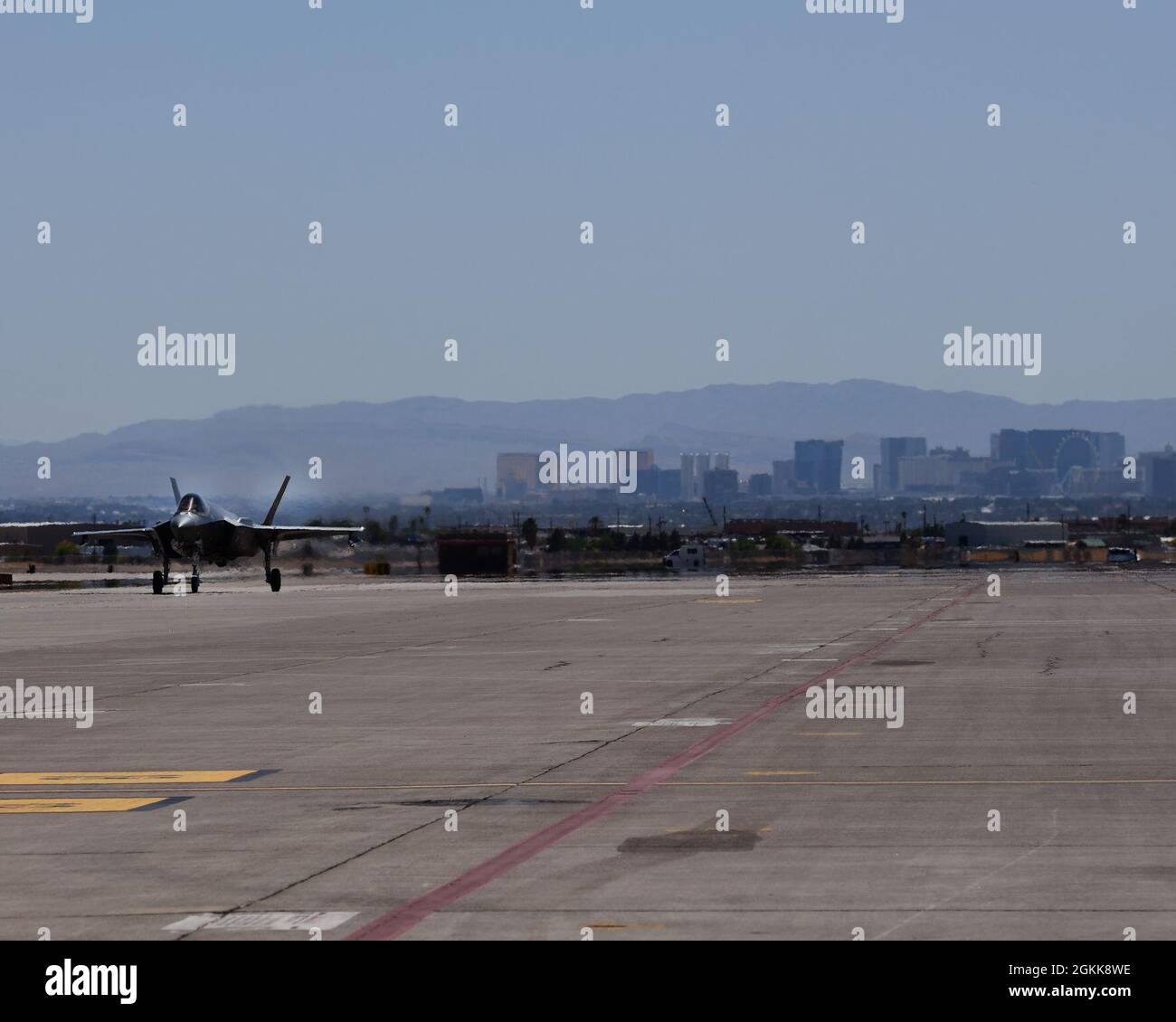 926th wing hi-res stock photography and images - Alamy