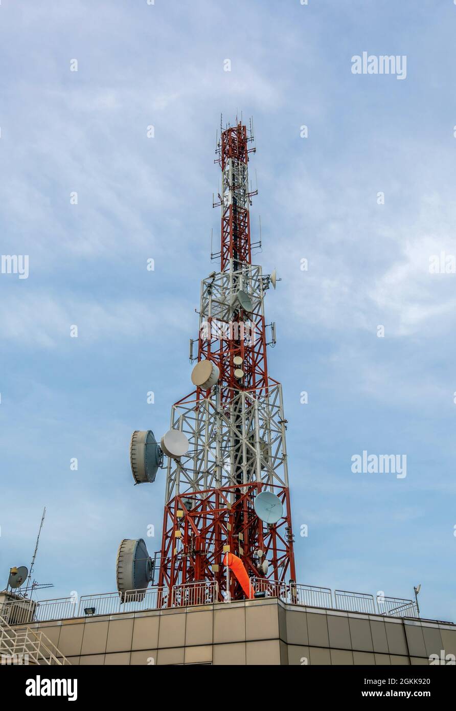 6g construction hi-res stock photography and images - Alamy