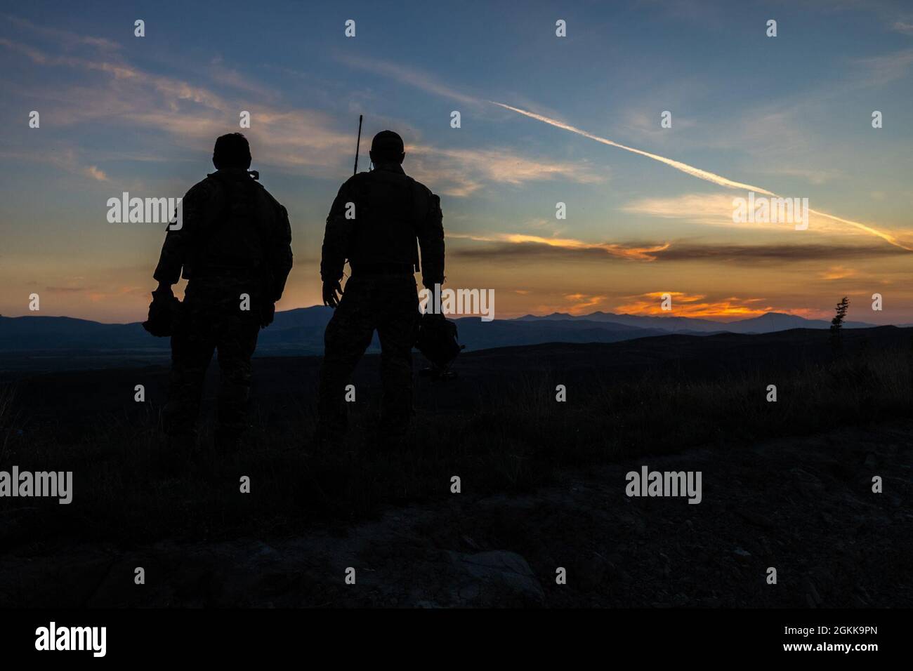 U.S. Special Forces soldiers assigned to 10th Special Forces Group ...