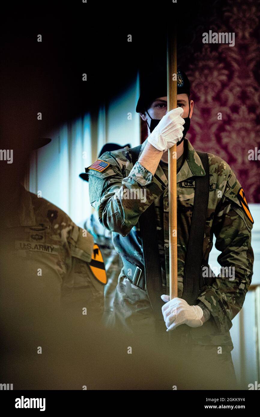 A color guard for 1st Armored Brigade Combat Team, 1st Cavalry Division ...