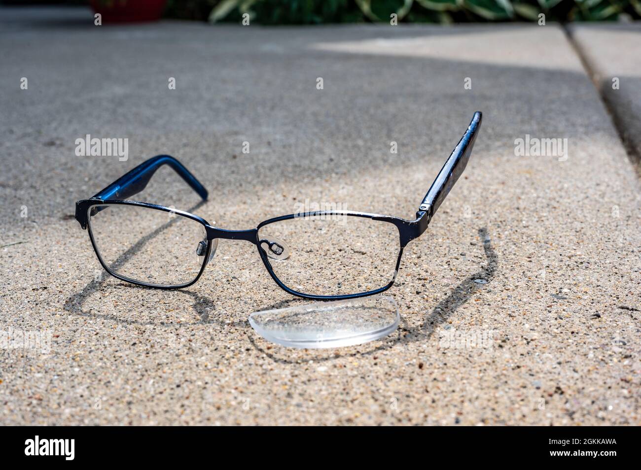 Broken spectacles ground hi-res stock photography and images - Alamy
