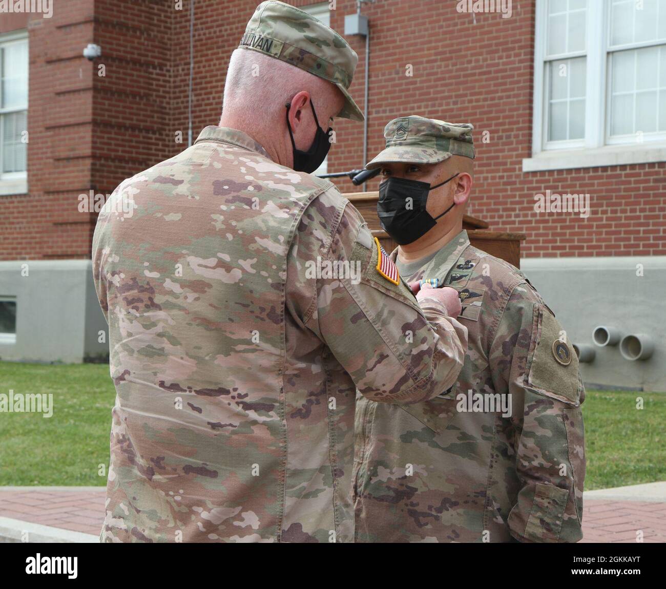 Master Sgt. Scott Mitsuno, senior airdrop operations noncommissioned ...