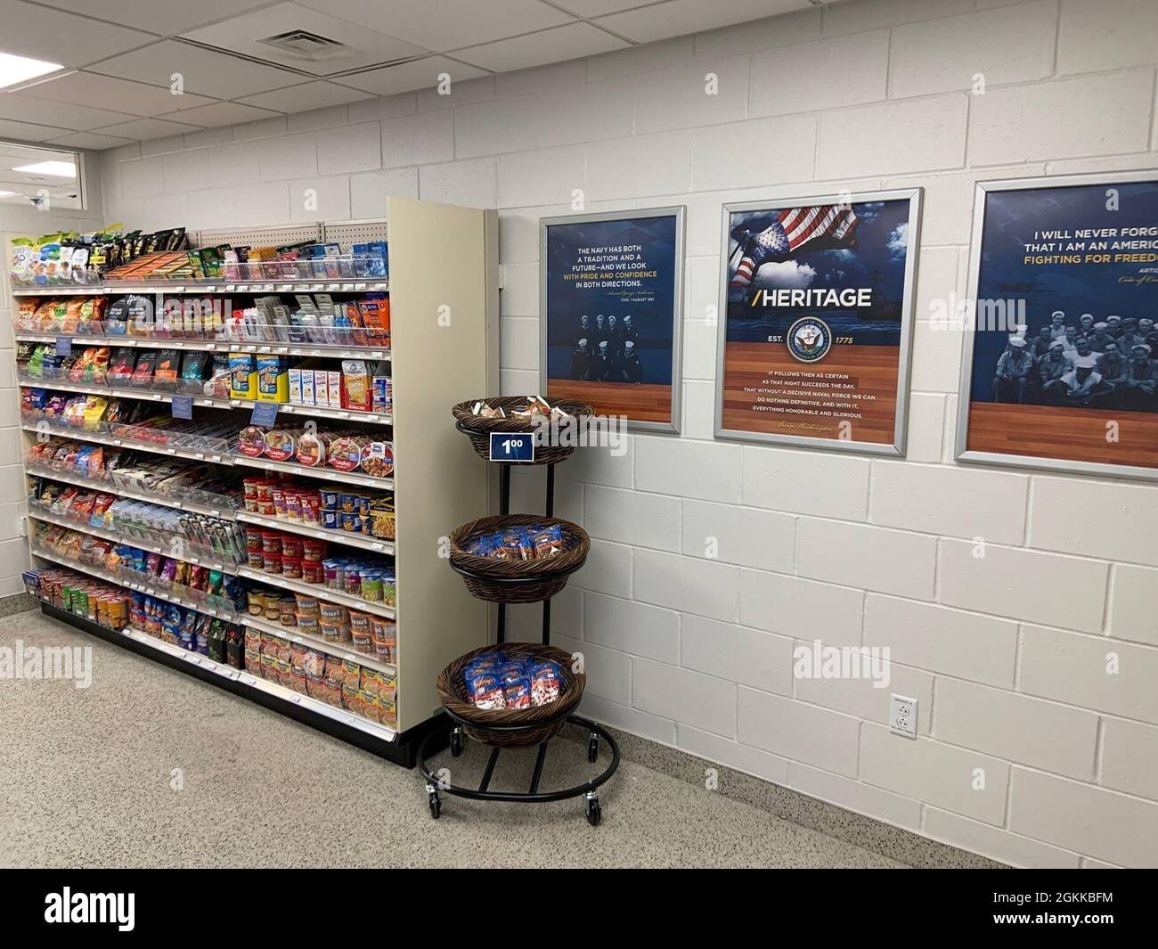 Naval submarine base new london hi-res stock photography and images - Alamy