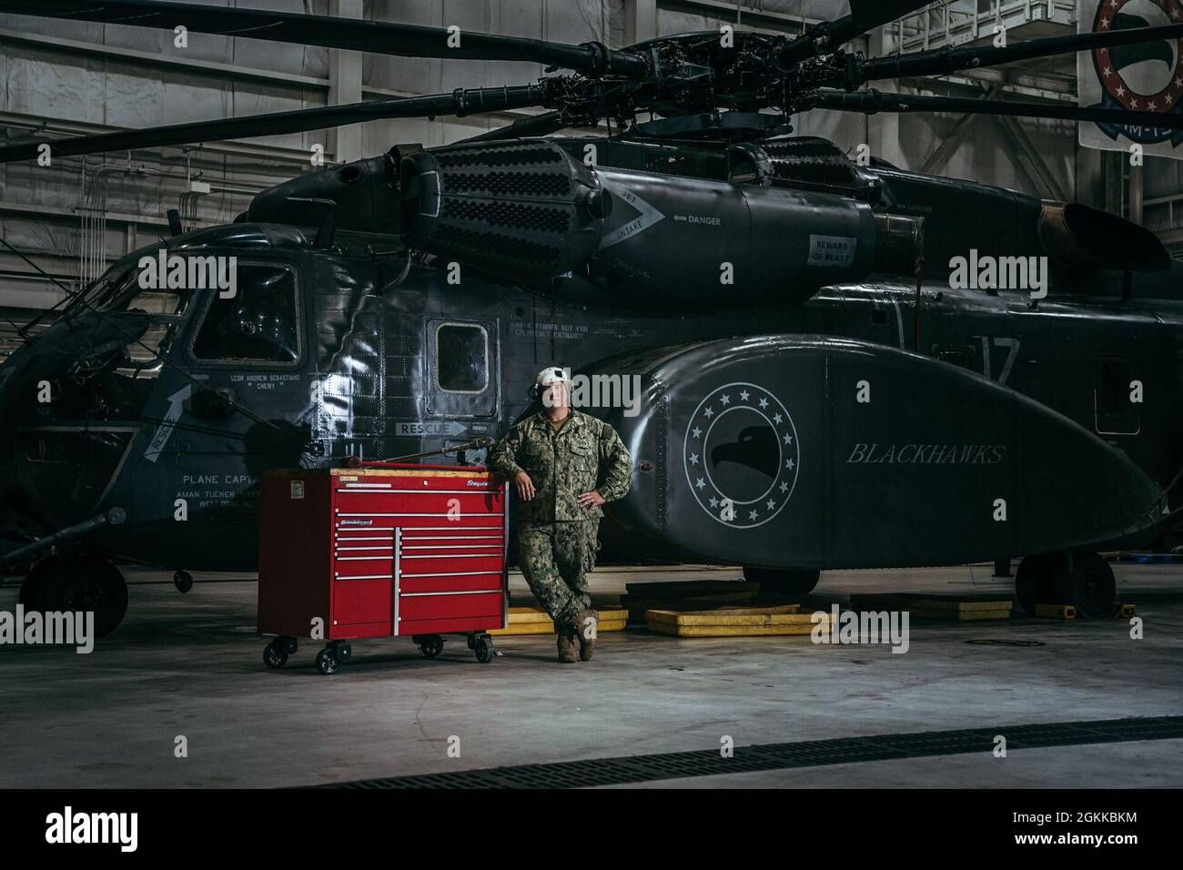 NORFOLK (May 14, 2021) – Aviation Electronics Technician 1st Class Zack ...