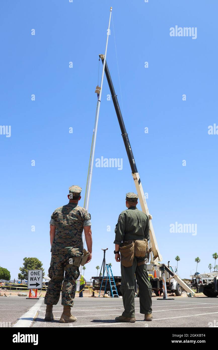 U.S. Marine Corps SSgt Aaron Seamons, Left, and Cpl Eric Sanchez ...