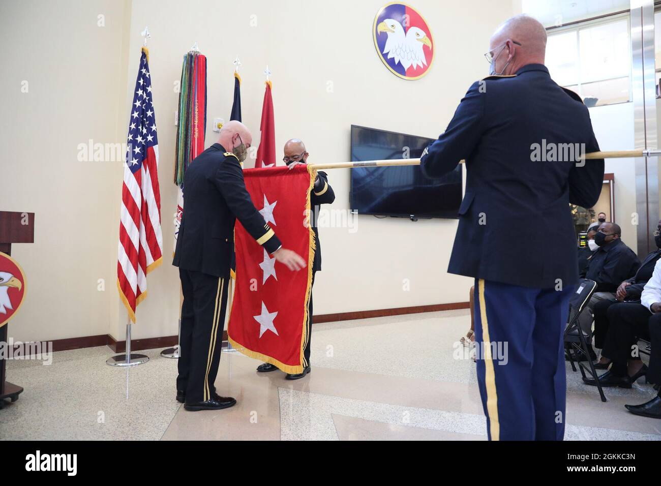 U.S. Army Reserve Lt. Gen. A.C. Roper and Lt. Gen. (Ret.) Charles D ...