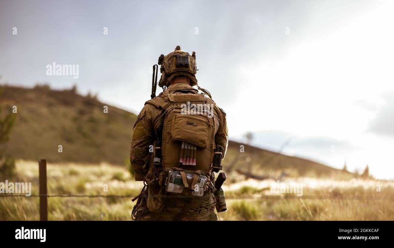 An Air Force Special Tactics Operator assigned to the 125th Special ...