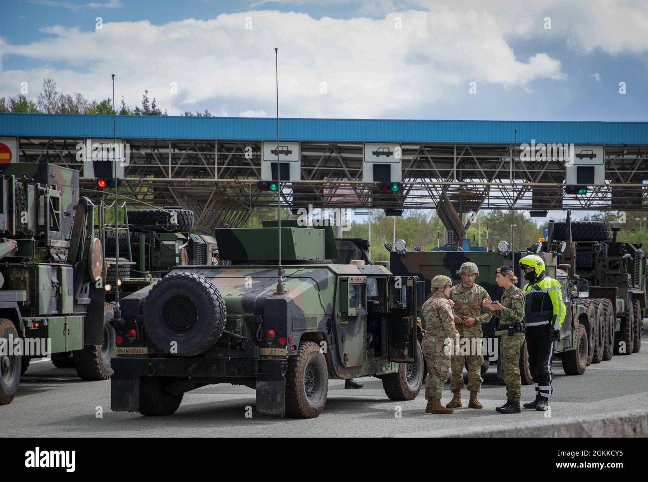 U.S. Capt. Rachel Skalisky, battery commander for Charlie Company, 5th ...