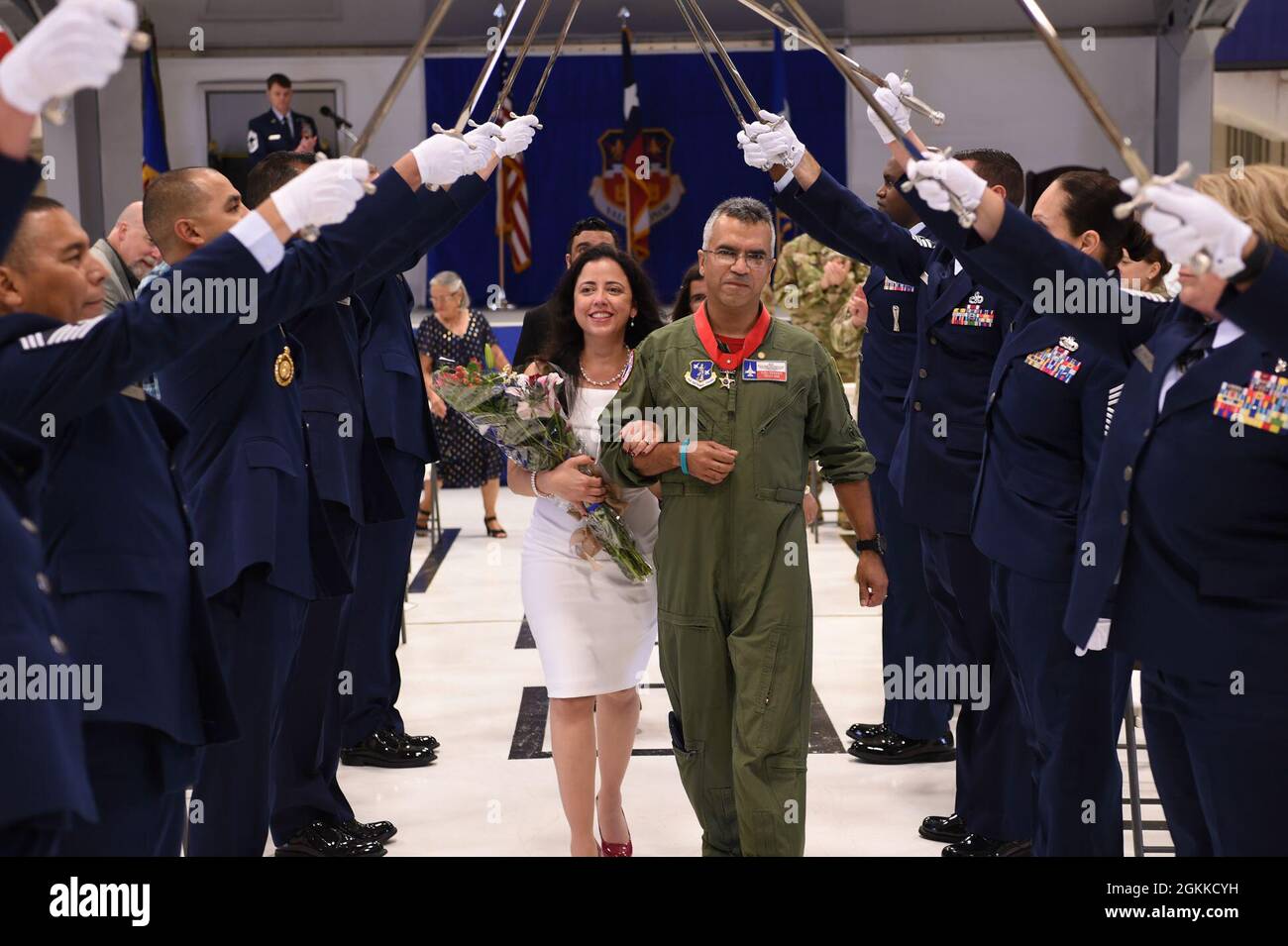 Col. Raul Rosario, the outgoing command for the 149th Fighter Wing ...