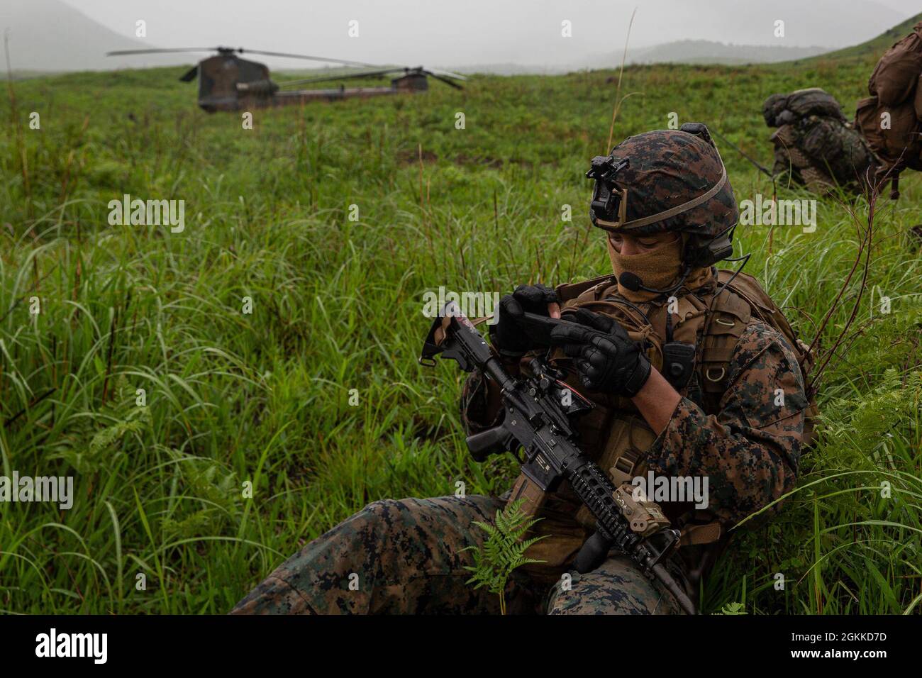 U.S. Marine Sgt. Jawuan Mcgough uses an Android Tactical Assault Kit ...