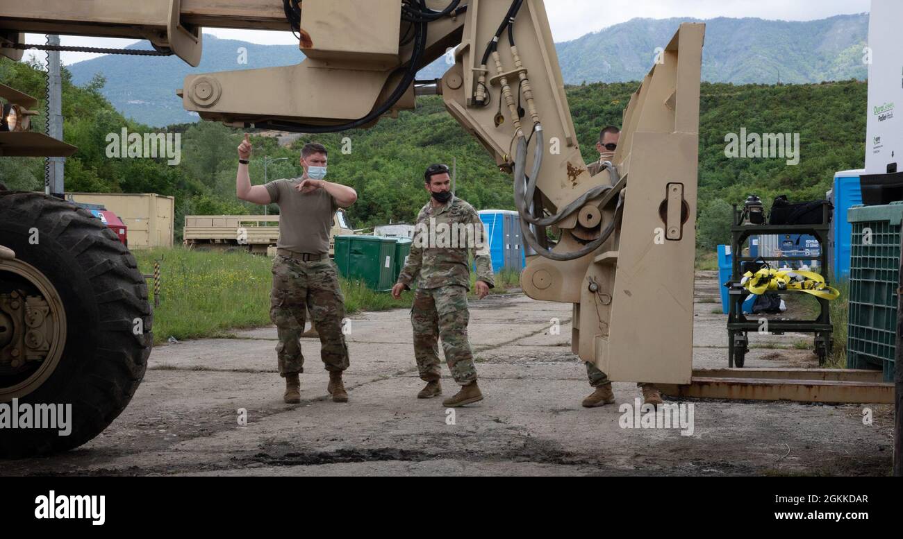 (FARKE AIRFILED, Albania) --- Soldiers with the 1-131st Aviation ...