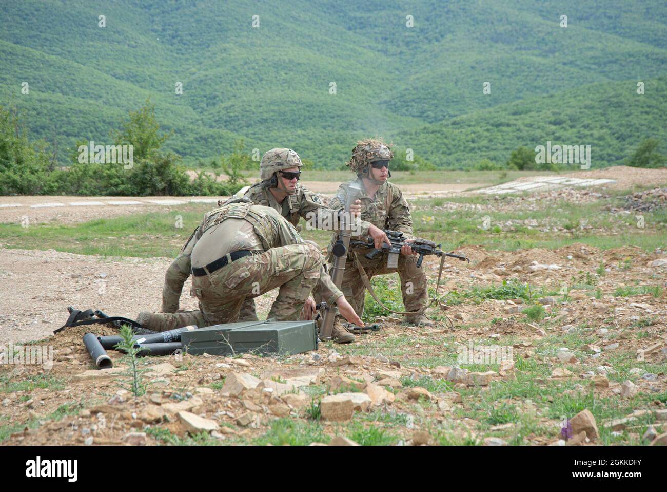 U.S. Army paratroopers assigned to the 1st Squadron 91st Cavalry ...