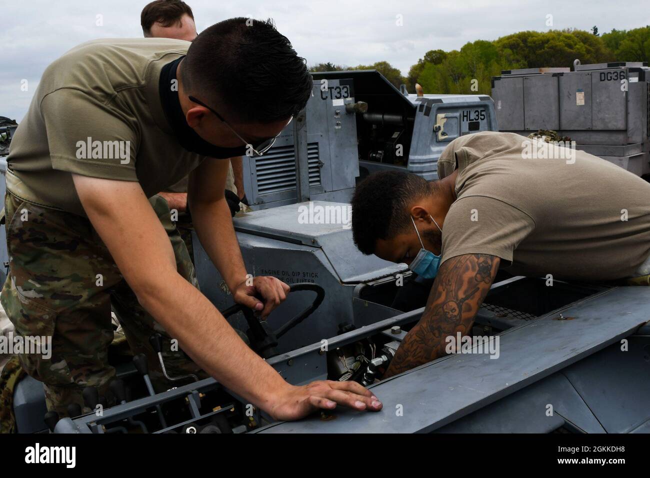 355th ems hi-res stock photography and images - Alamy