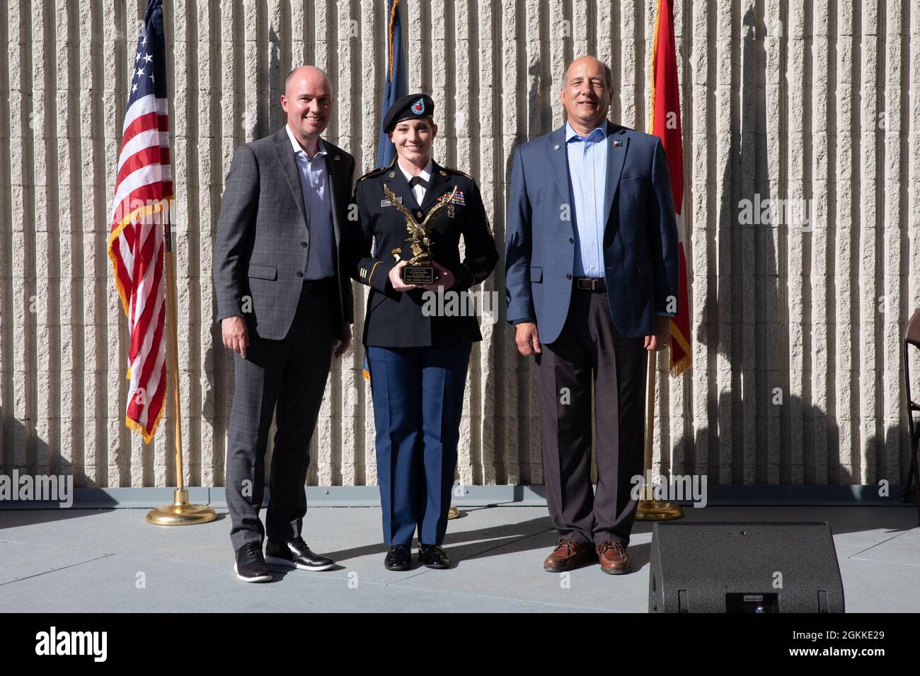 U.S. Army Master Sgt. Melinda Fowler, 76th Operational Response Command ...