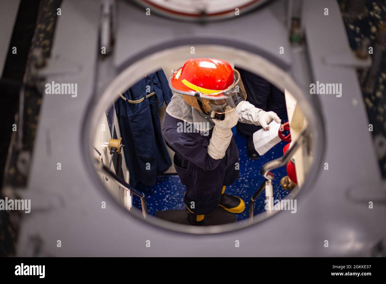 PACIFIC OCEAN (May 15, 2021) U.S. Navy Logicstics Specialist Seaman ...