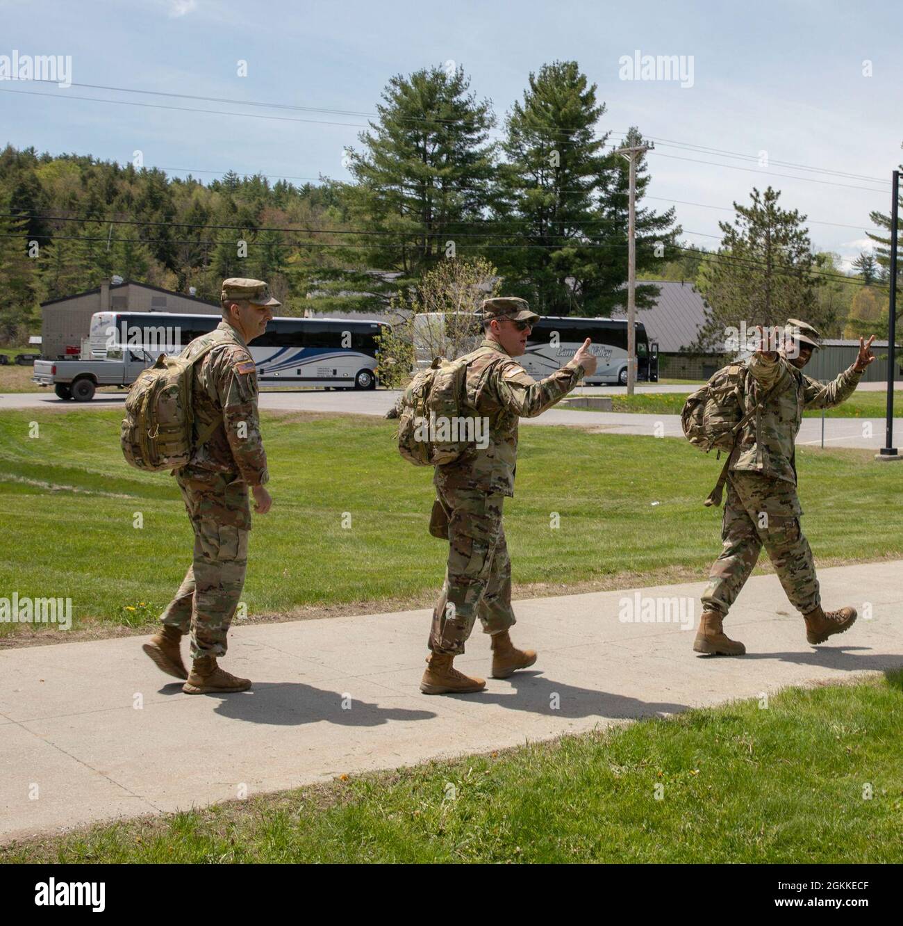 U.S. Army Soldiers of Headquarters Company, 86th Infantry Brigade ...
